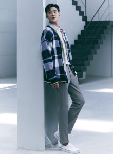 6 Idol KPop yang Tingginya di Atas 190cm, Tinggi Banget!